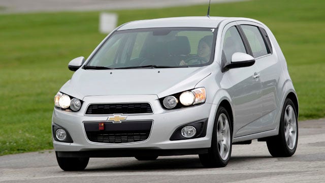 Chevrolet recalling 44,000 Sonic subcompacts over windsheild wiper ...