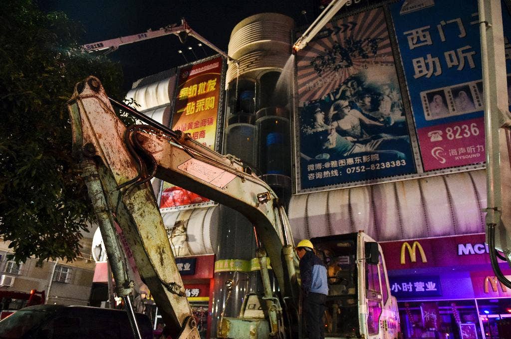 Fire in southern China wholesale market kills more than 17 people ...