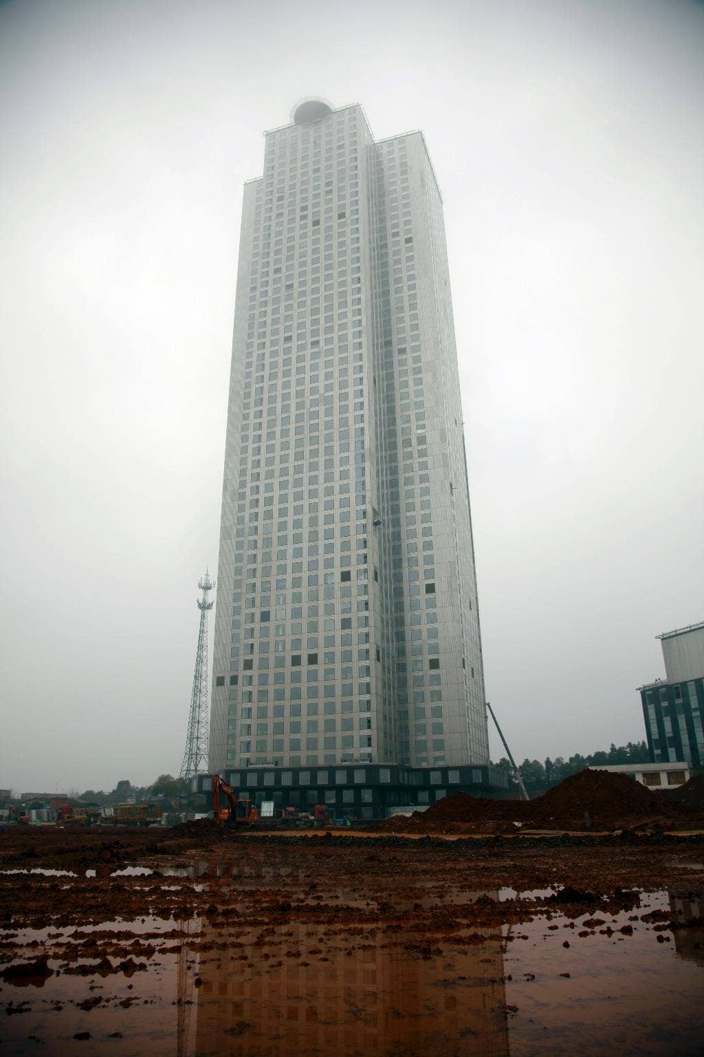 World's fastest builder? Chinese company assembles 57-story skyscraper ...