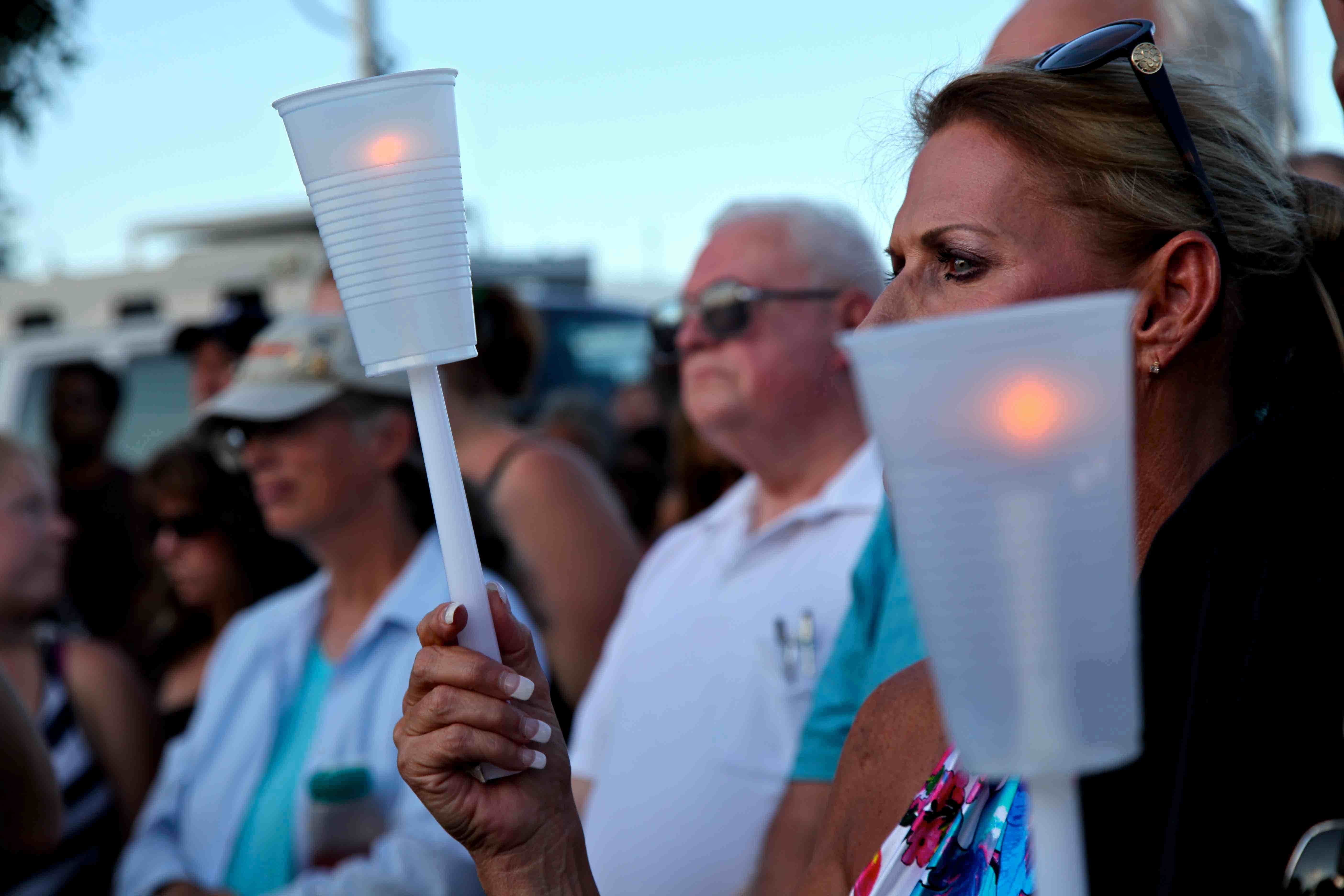 Hundreds Gather At Vigils For Shooting Victims Fox News