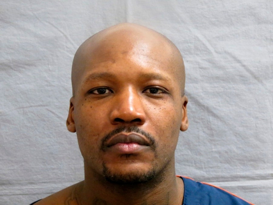 Charges dismissed in 2003 slaying; man released from prison | Fox News