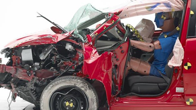 Subcompact cars fare poorly in new crash tests | Fox News