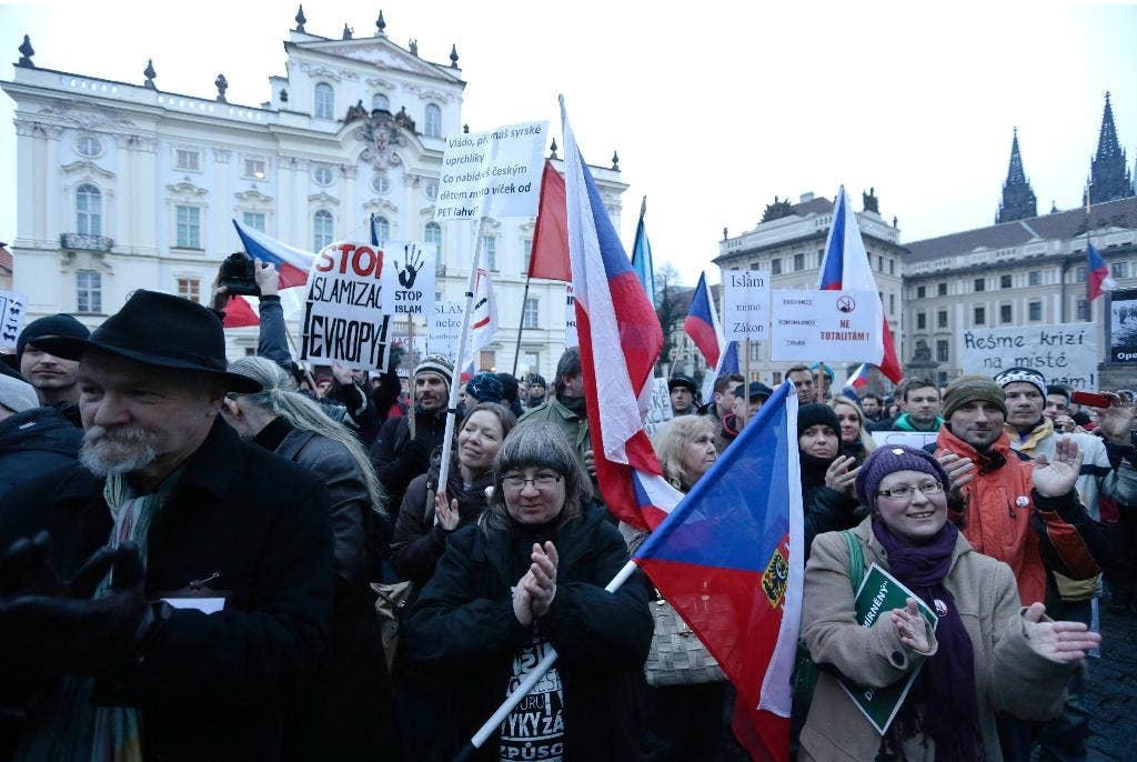 Hundreds protesters rally in Czech capital against Islam after Paris ...