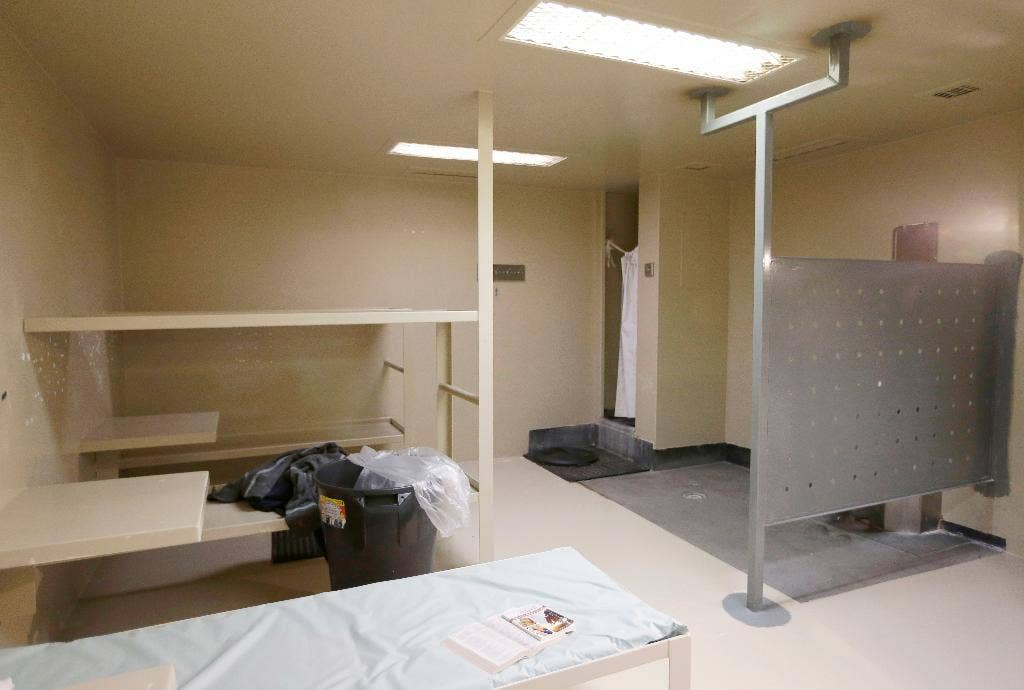 Autopsy: Woman found dead in Texas jail hanged herself using plastic ...