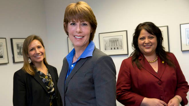 Female candidates boost Dems hopes in tough year | Fox News