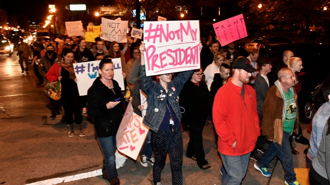 Anti-Trump protests turn violent in Oregon, shut down highways in ...