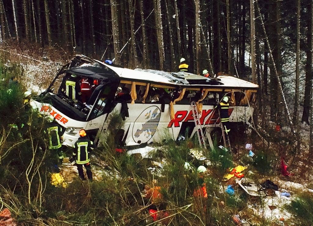 At least 4 killed, 40 injured in bus crash on German highway | Fox News