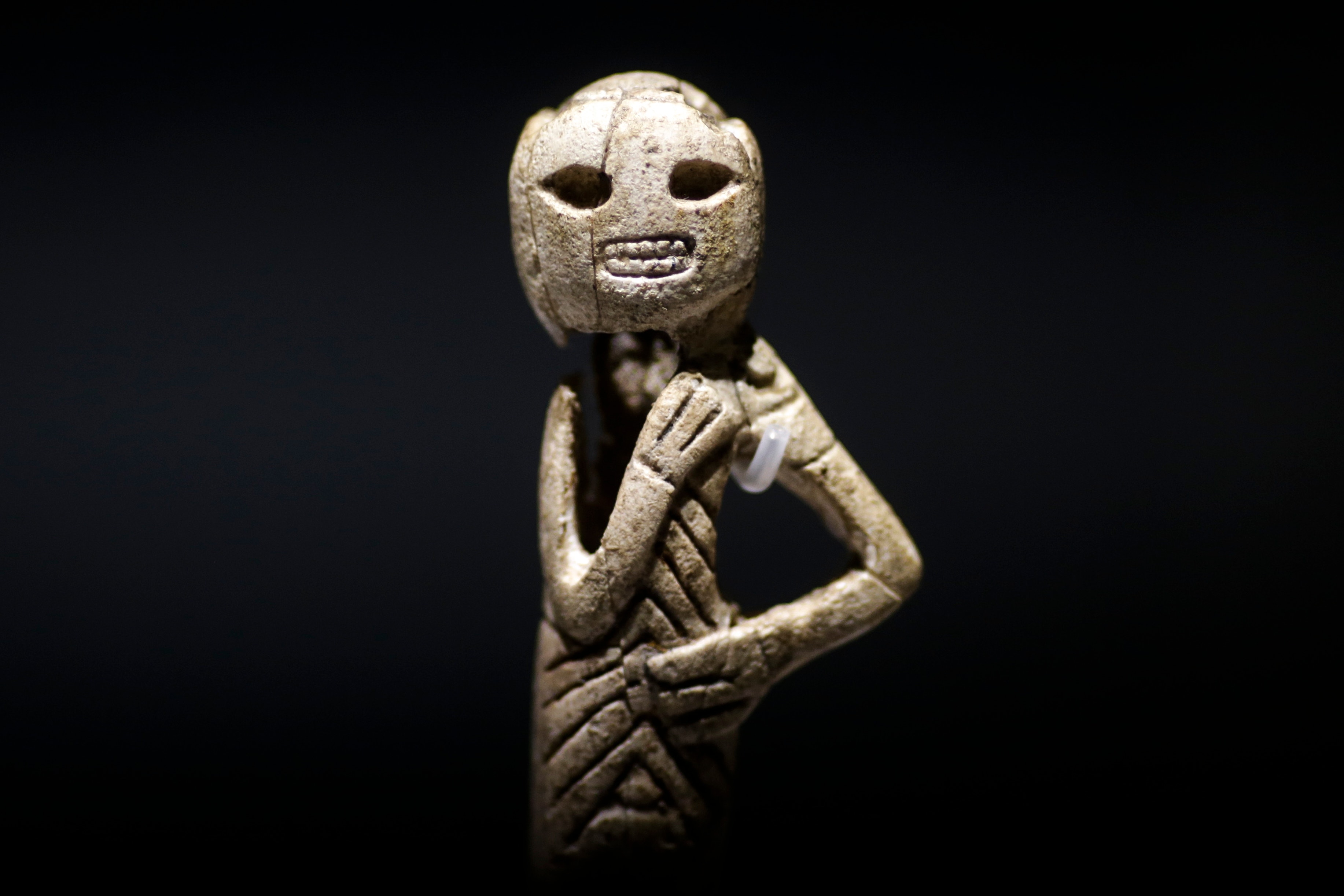 Mayan art show in Berlin features 300 artworks spanning around a ...