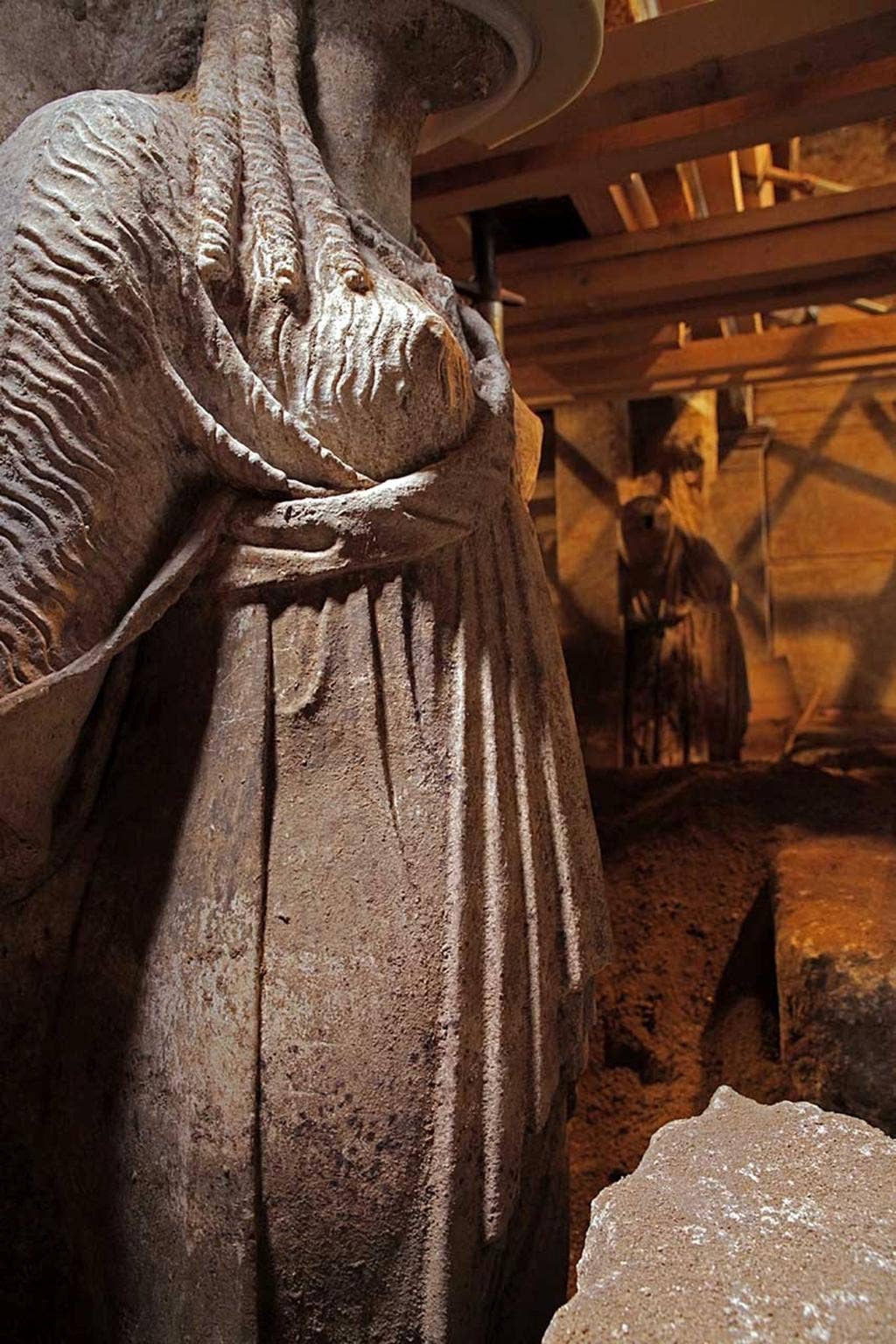 Archaeologists unveil marble female statues inside huge ancient tomb in ...