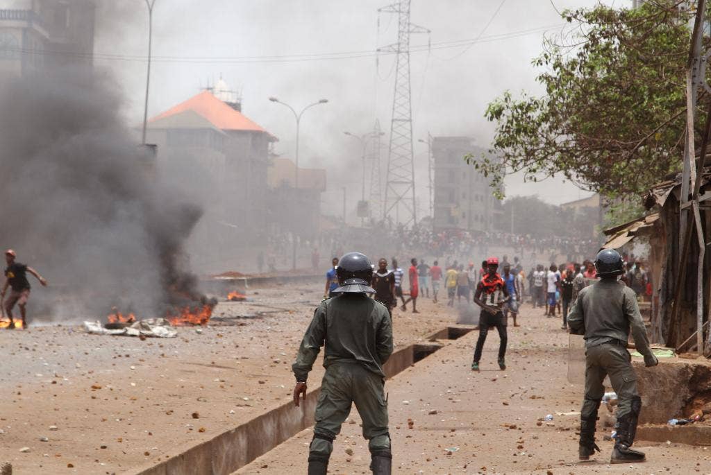 Violence erupts between opposition protesters, police in Guinea's ...