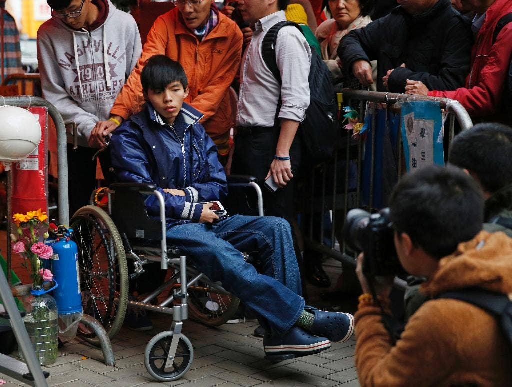 Hong Kong teen protest leader ends hunger strike after 108 hours at his ...