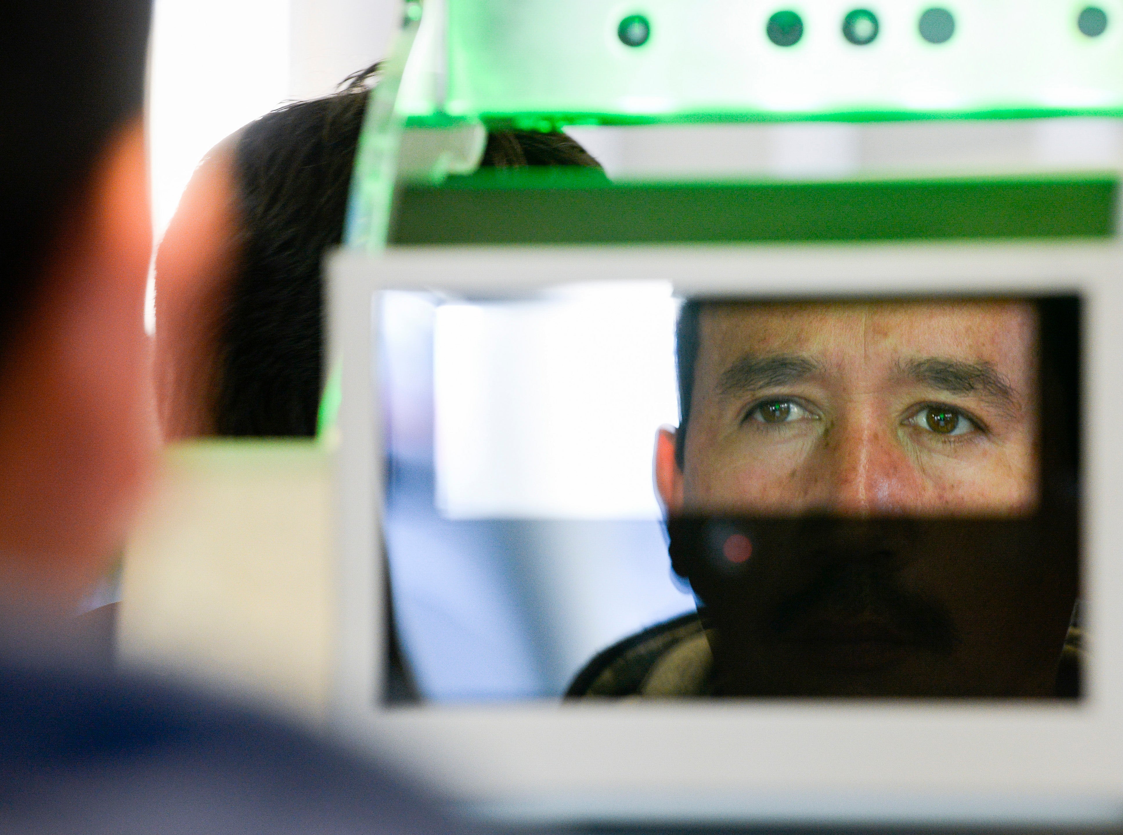 In trial run, U.S. tests out facial, eye scanning of foreigners at ...