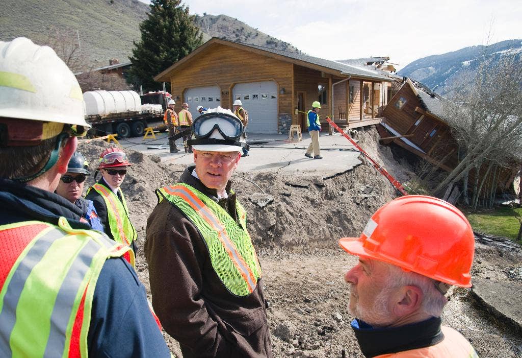 3 businesses cleared to reopen as Wyoming landslide movement slows ...