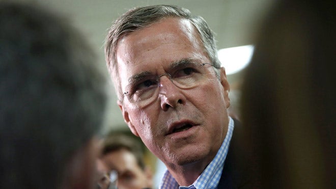 Jeb Bush lashes out at Trump in English and Spanish during campaign ...