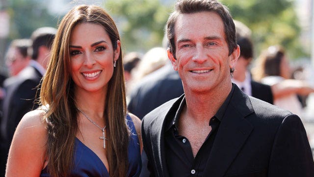 'Survivor' Host Jeff Probst Marries Actor Mark-Paul Gosselaar's Ex Wife ...
