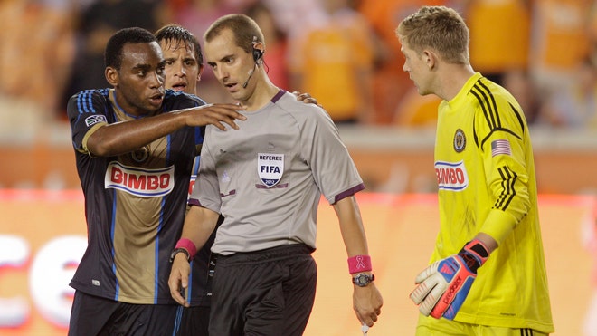 American Referee May Have Better Chance Than Team USA To Advance At ...