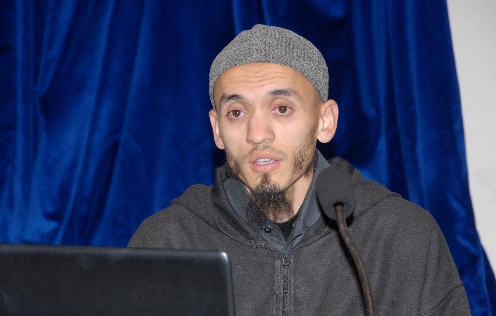 Moroccan activist, embittered by government, leaves family to help ...