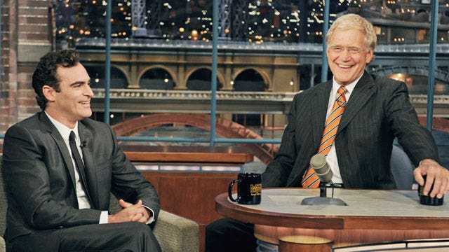 Joaquin Phoenix Apologizes to David Letterman for Wacky Appearance Last ...