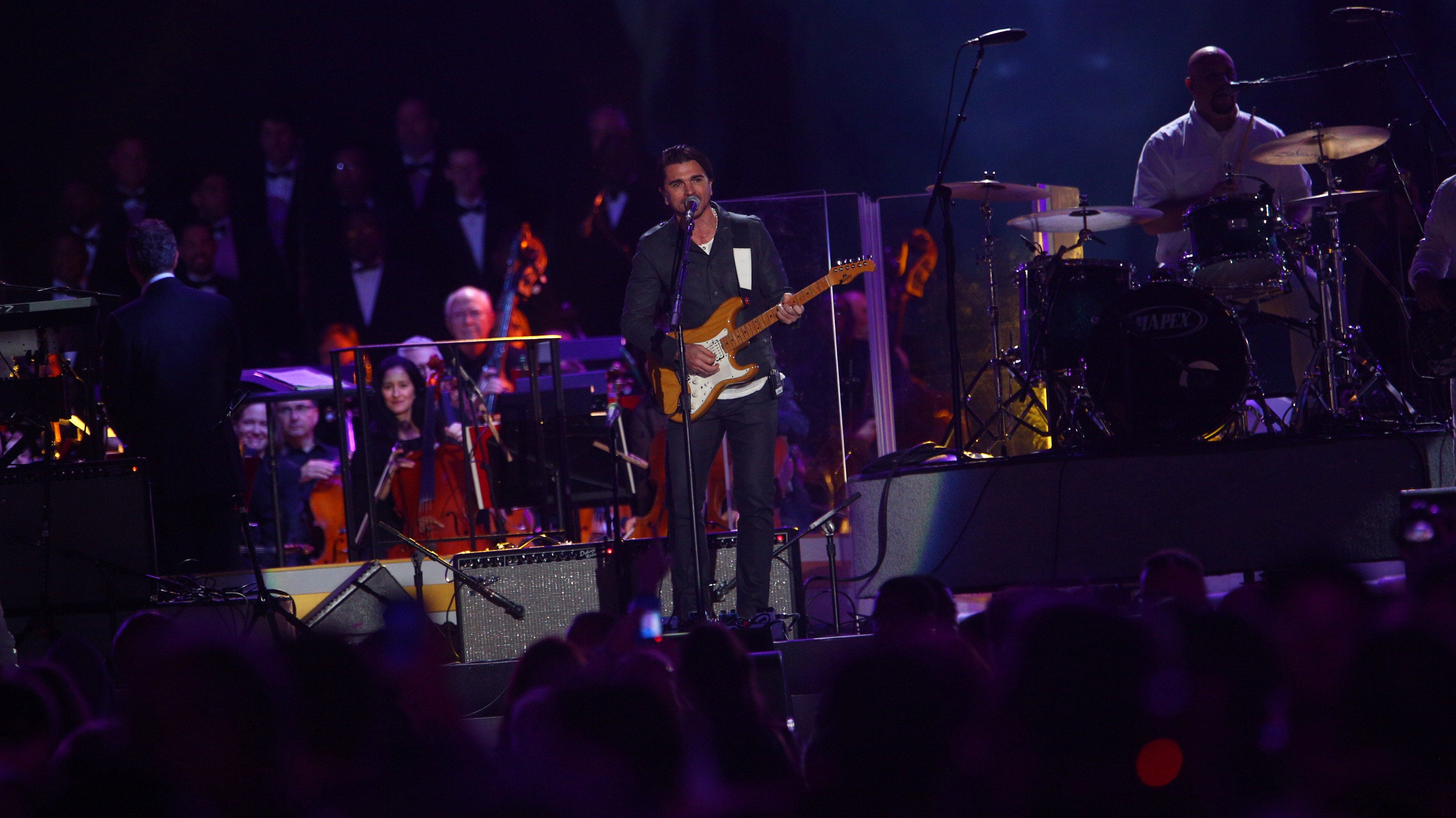 Juanes joined Aretha Franklin, Andrea Bocelli to celebrate Pope Francis ...