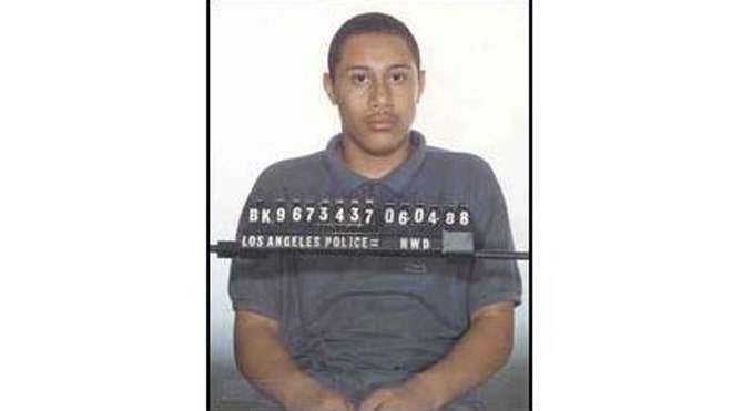 Broken headlight leads to arrest of L.A. gang member wanted for 1989 ...