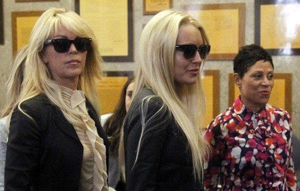 Lindsay Turns Herself In | Fox News