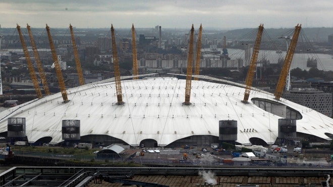Don't look down: Climbing in London atop O2 roof | Fox News