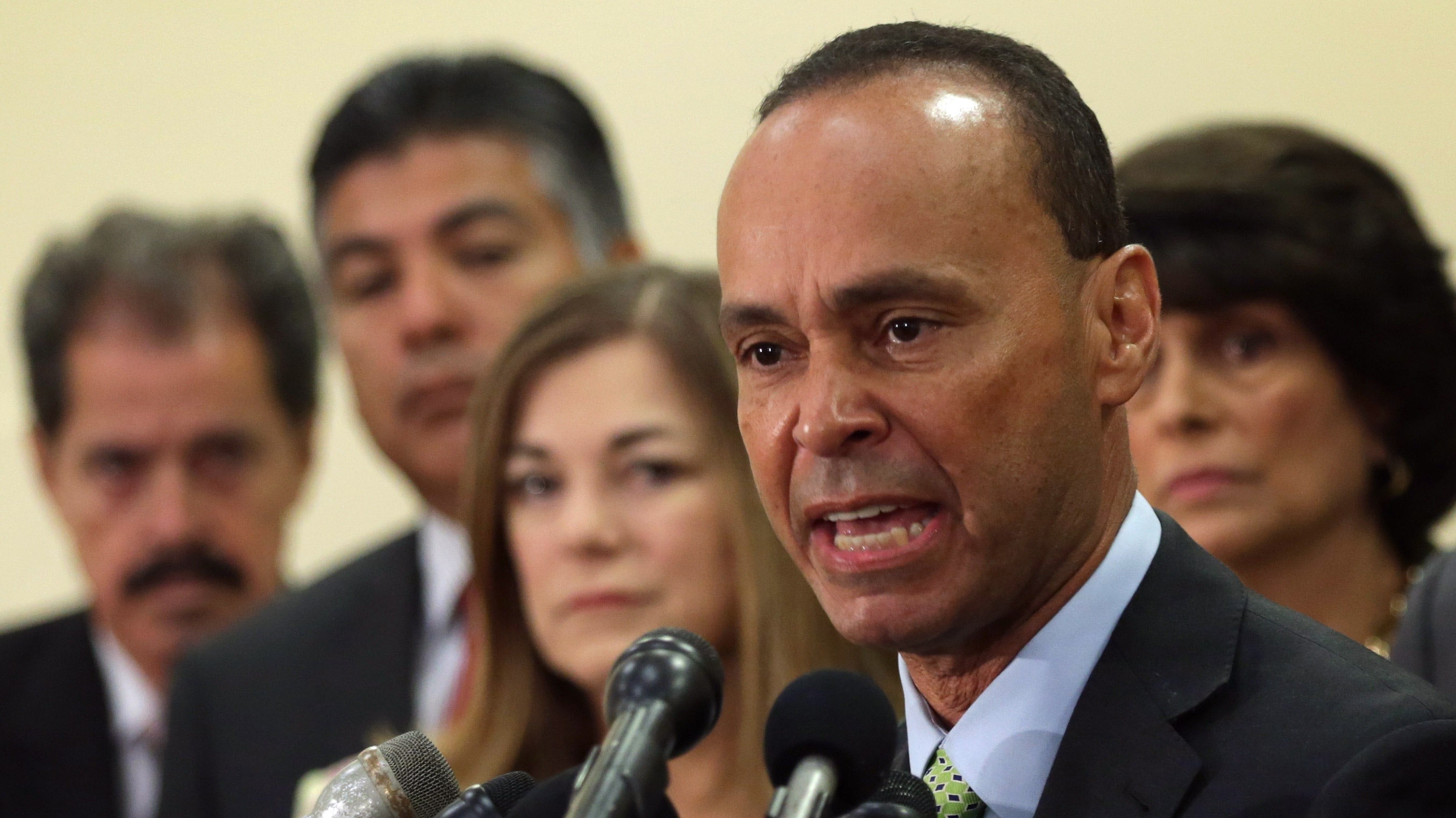 Rep. Gutierrez recounts how he was ethnically profiled by Capitol Hill ...
