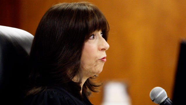 Judge Marsha Revel Removes Herself From Lindsay Lohan Case: Report ...