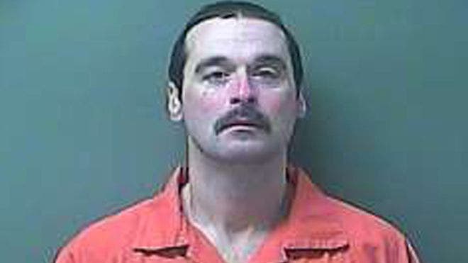 Authorities capture escaped Michigan murderer after chase | Fox News