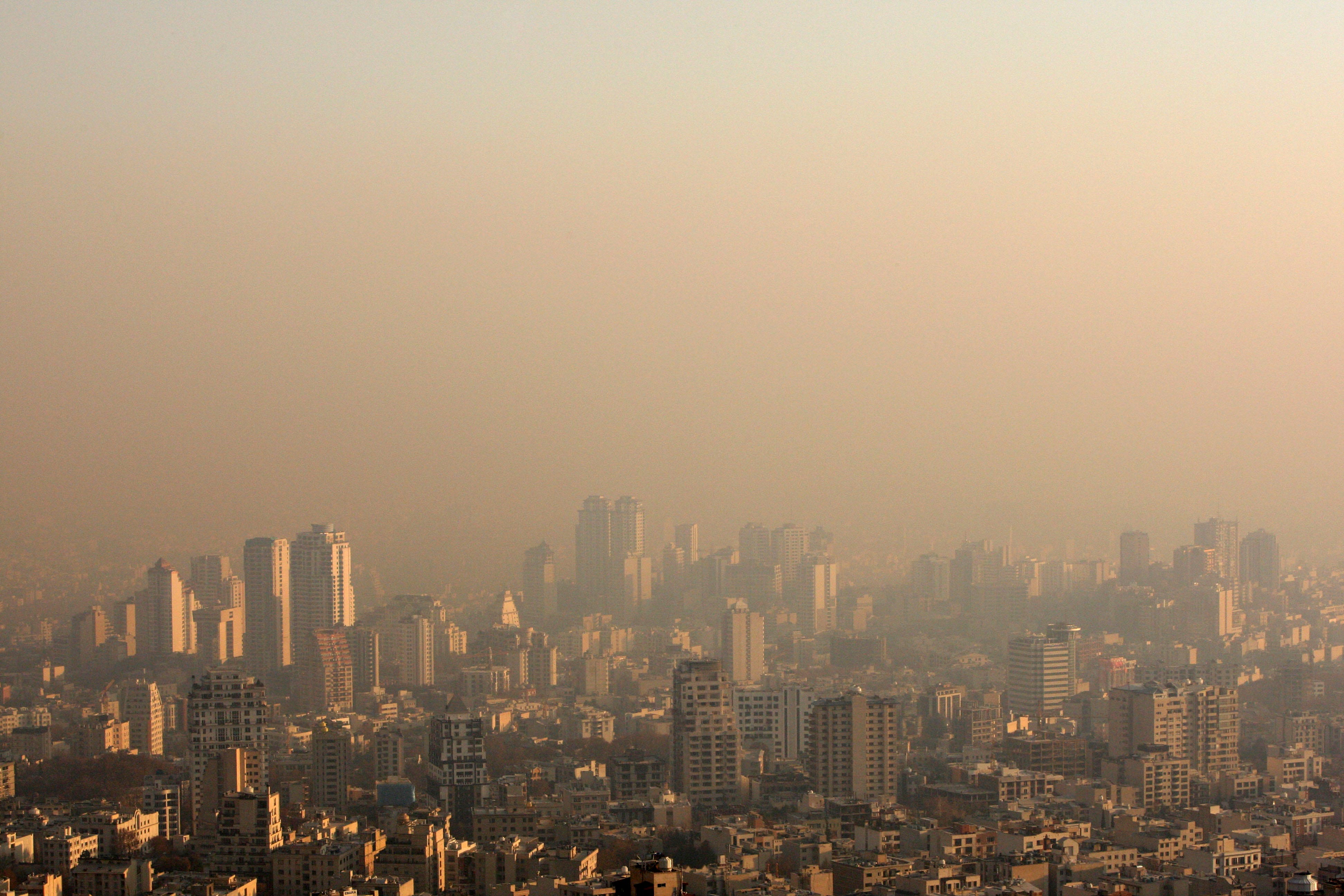 Tehran on 'smog holiday' as dirty air keeps hold | Fox News
