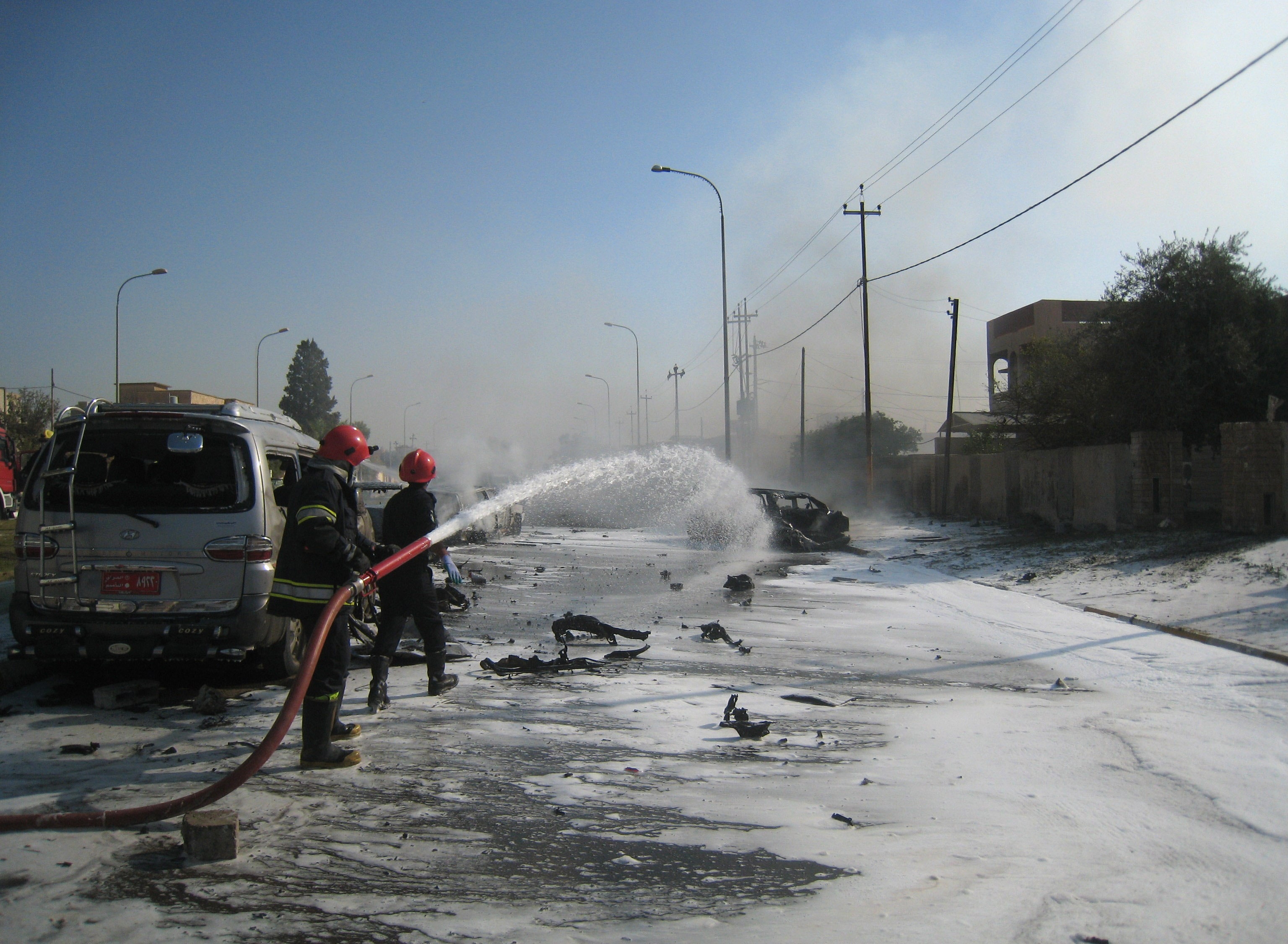 Insurgent car bombs, shootings kill 8 across Iraq, officials say | Fox News