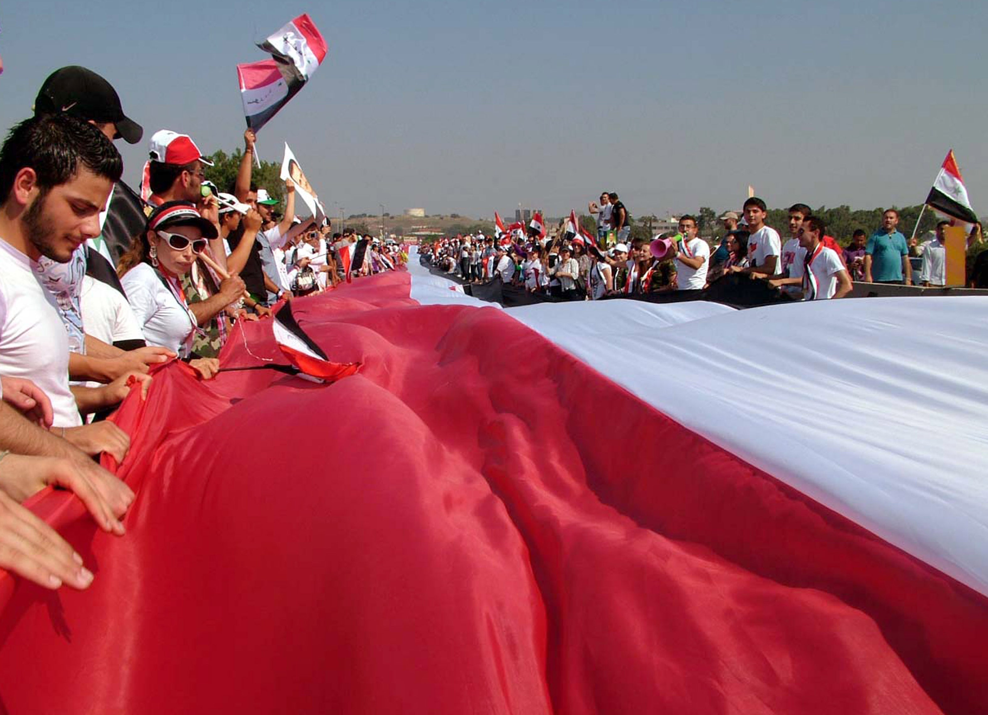 Protesters in Syria Break Into U.S. and French Embassies | Fox News