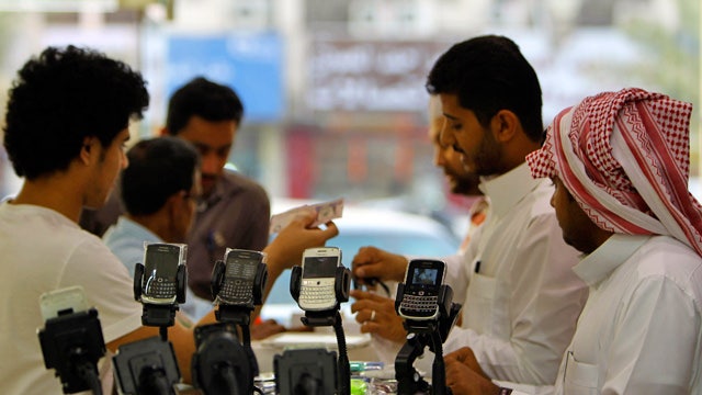 BlackBerry Service Crashes for Millions Worldwide | Fox News