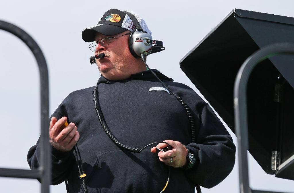 Stewart-Haas Racing looking to future by swapping crew chiefs for Busch ...