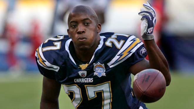 Former Chargers player Paul Oliver's family sues NFL over his suicide ...