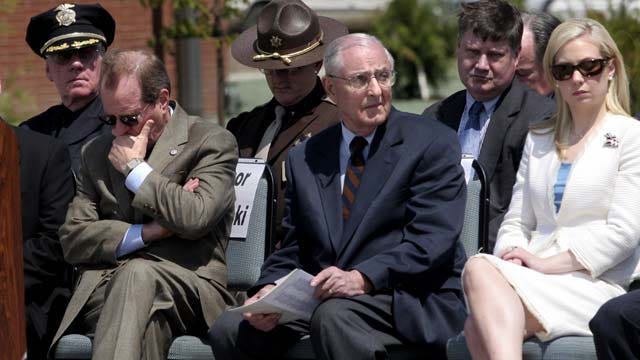 Former Oregon governor Vic Atiyeh dies at 91 | Fox News