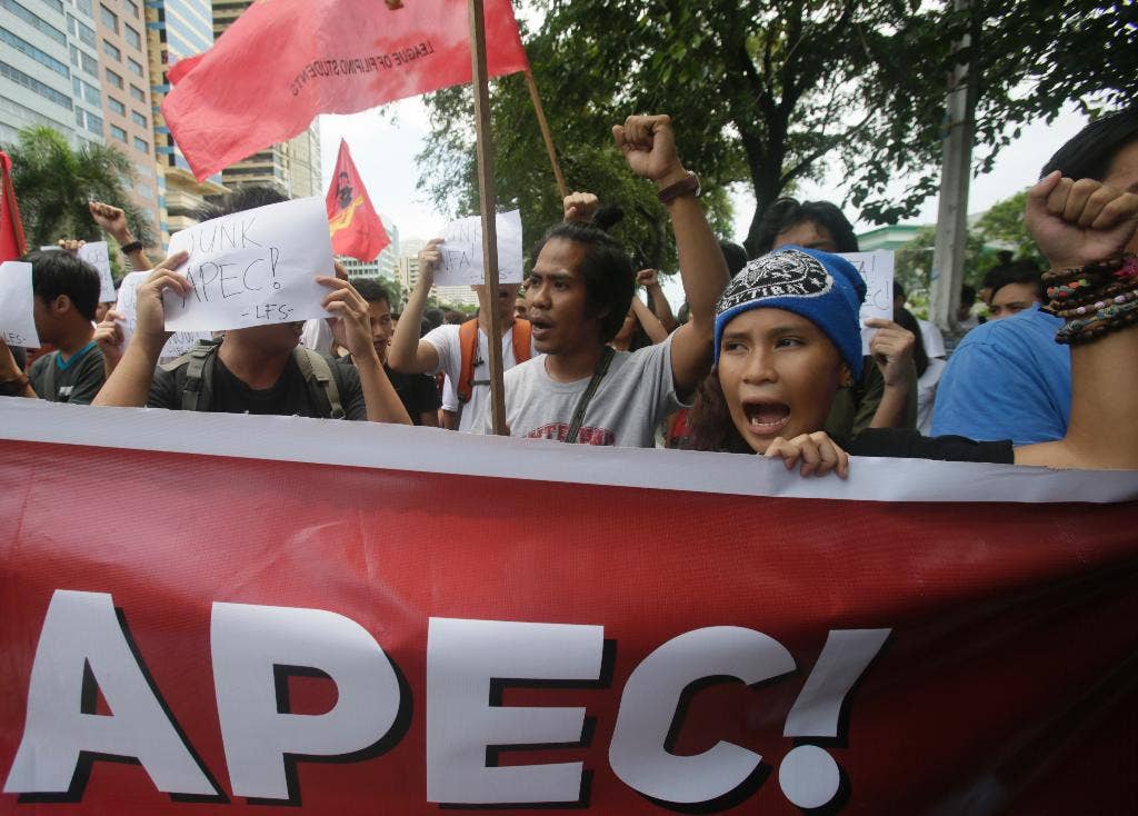 APEC finance ministers pledge to refrain from competitive currency ...