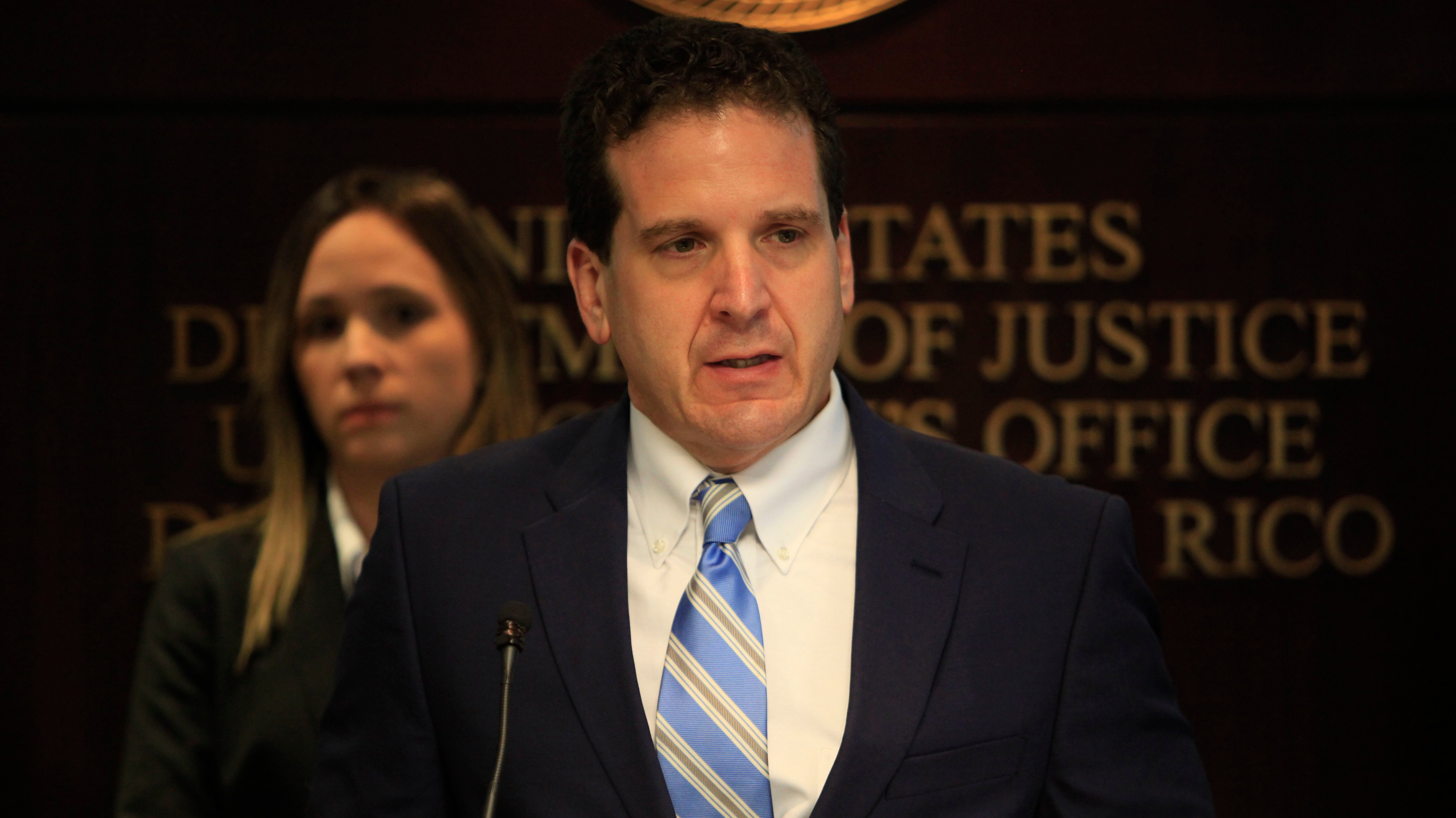 Puerto Rico police vow reforms after 10 cops arrested for taking bribes ...