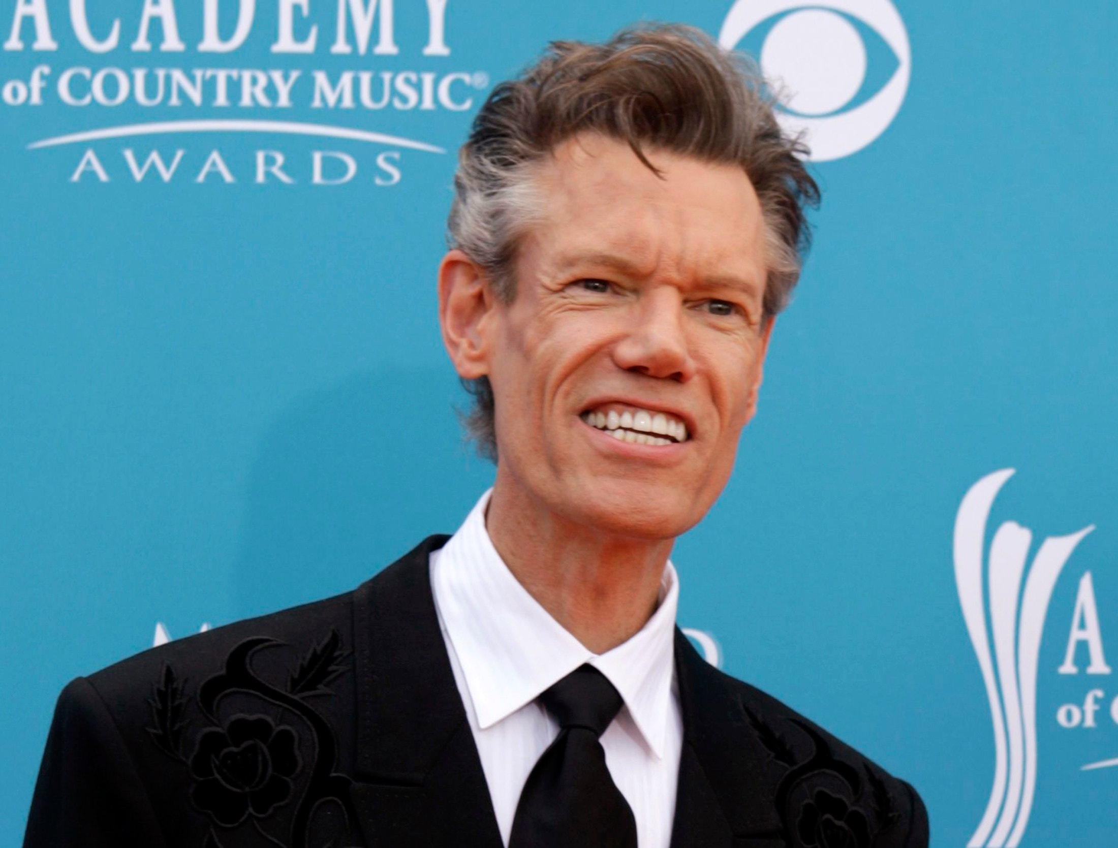 Randy Travis done with alcohol for good, report says | Fox News