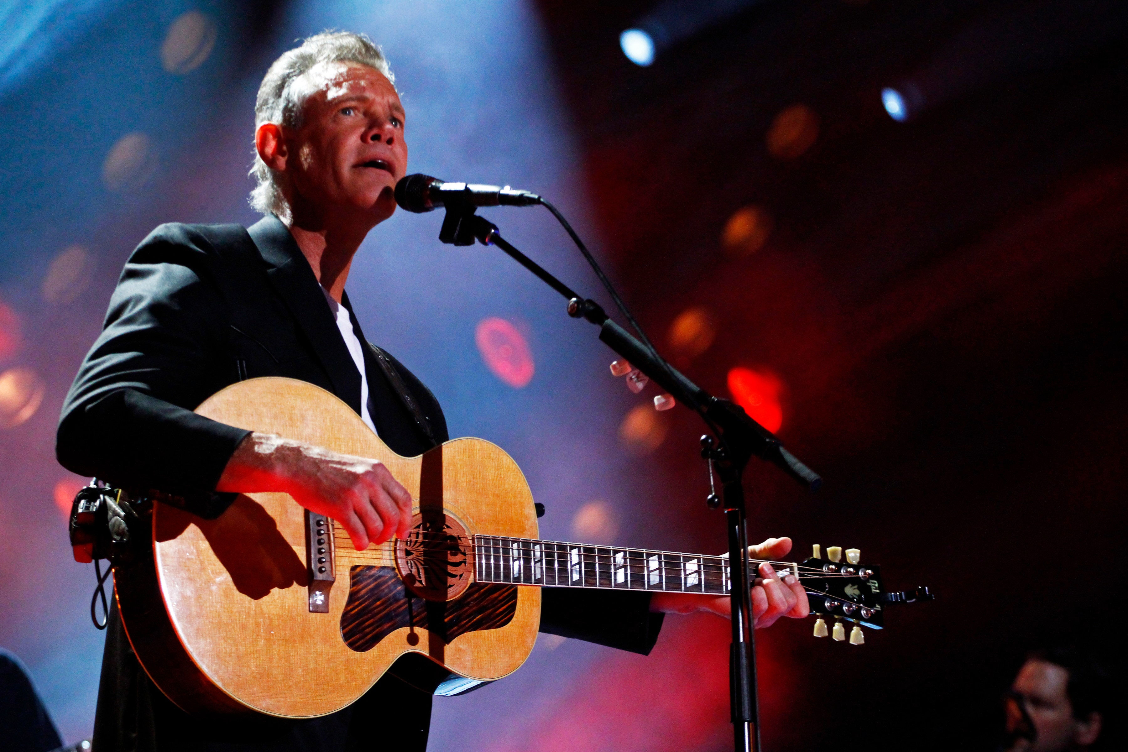 Acquired viral cardiomyopathy: Country singer Randy Travis’ heart ...