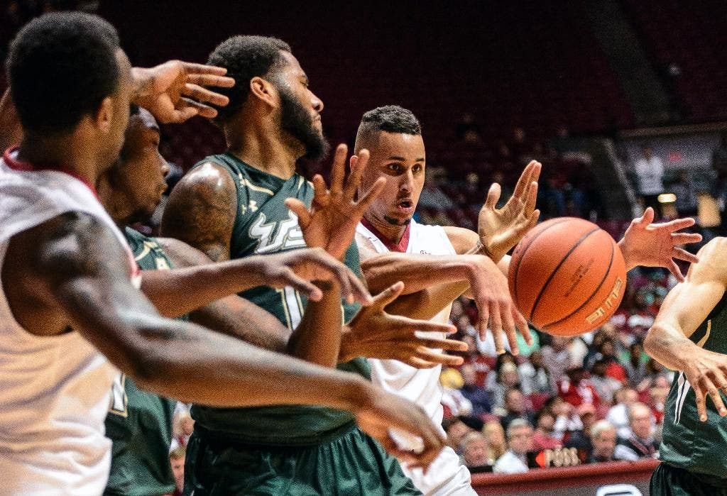 Cooper's 20 helps Alabama surge past South Florida 82-71 | Fox News