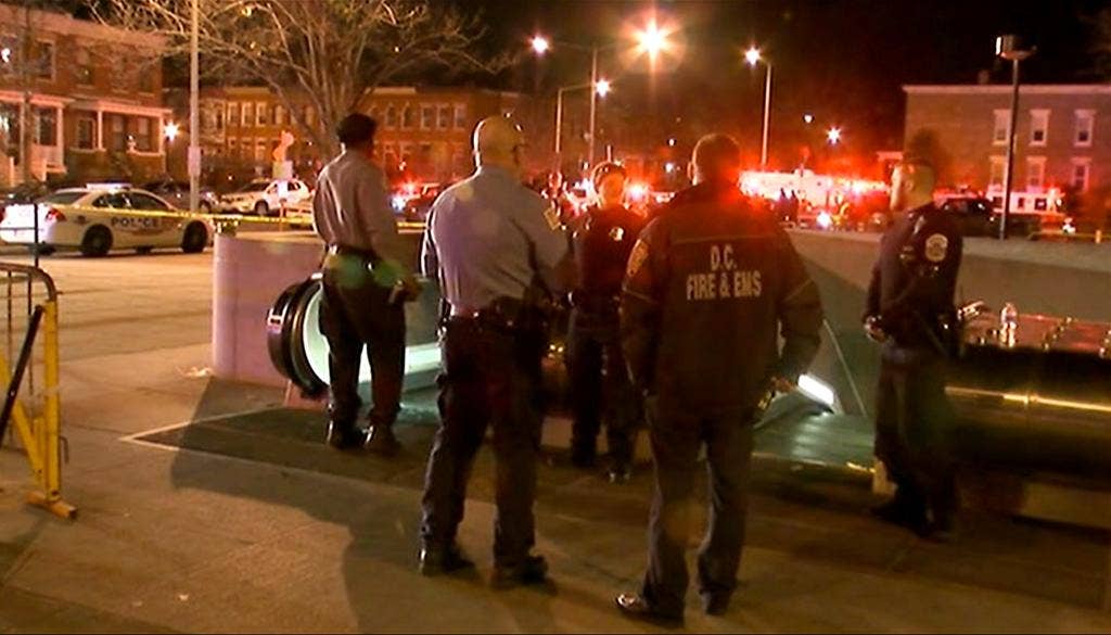 Dc transit police fatally shoot man after call for person on subway ...