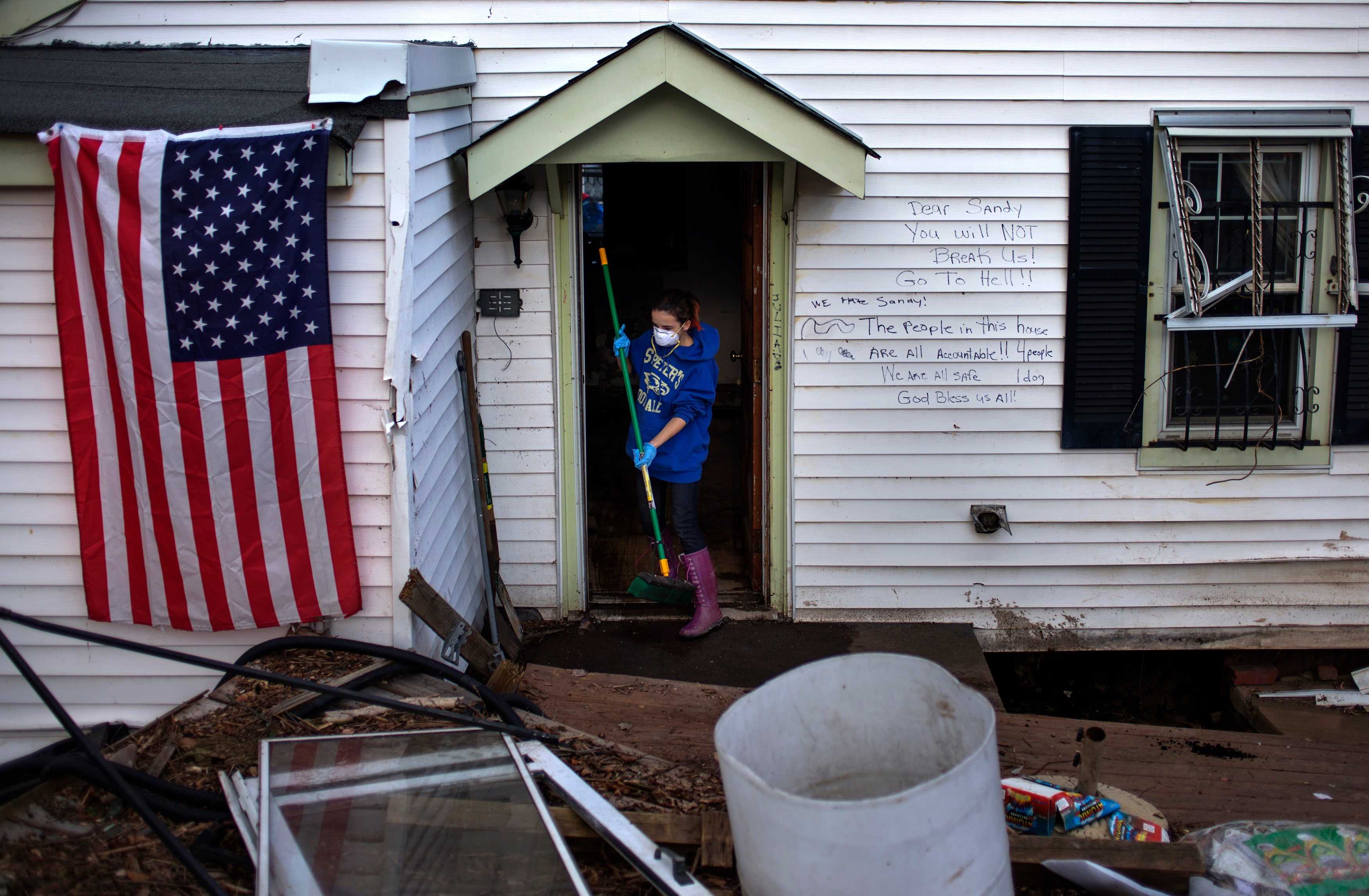 Sandy survivors may be experiencing respiratory problems 1 year later ...