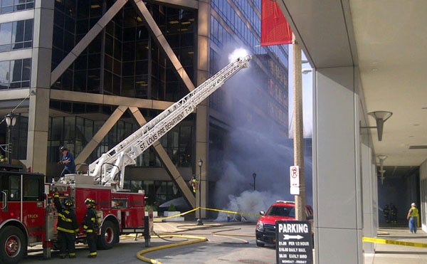 St. Louis building evacuated after explosions, fire outside | Fox News