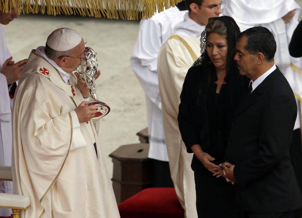 Latin American Catholics Mark Canonization Of 2 Popes With Prayers