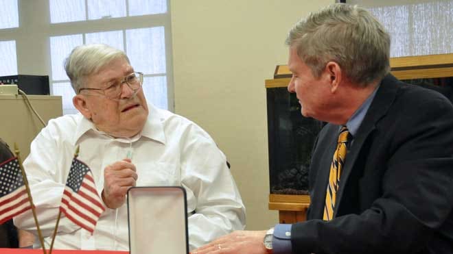 World War II veteran, 88, receives Purple Heart | Fox News