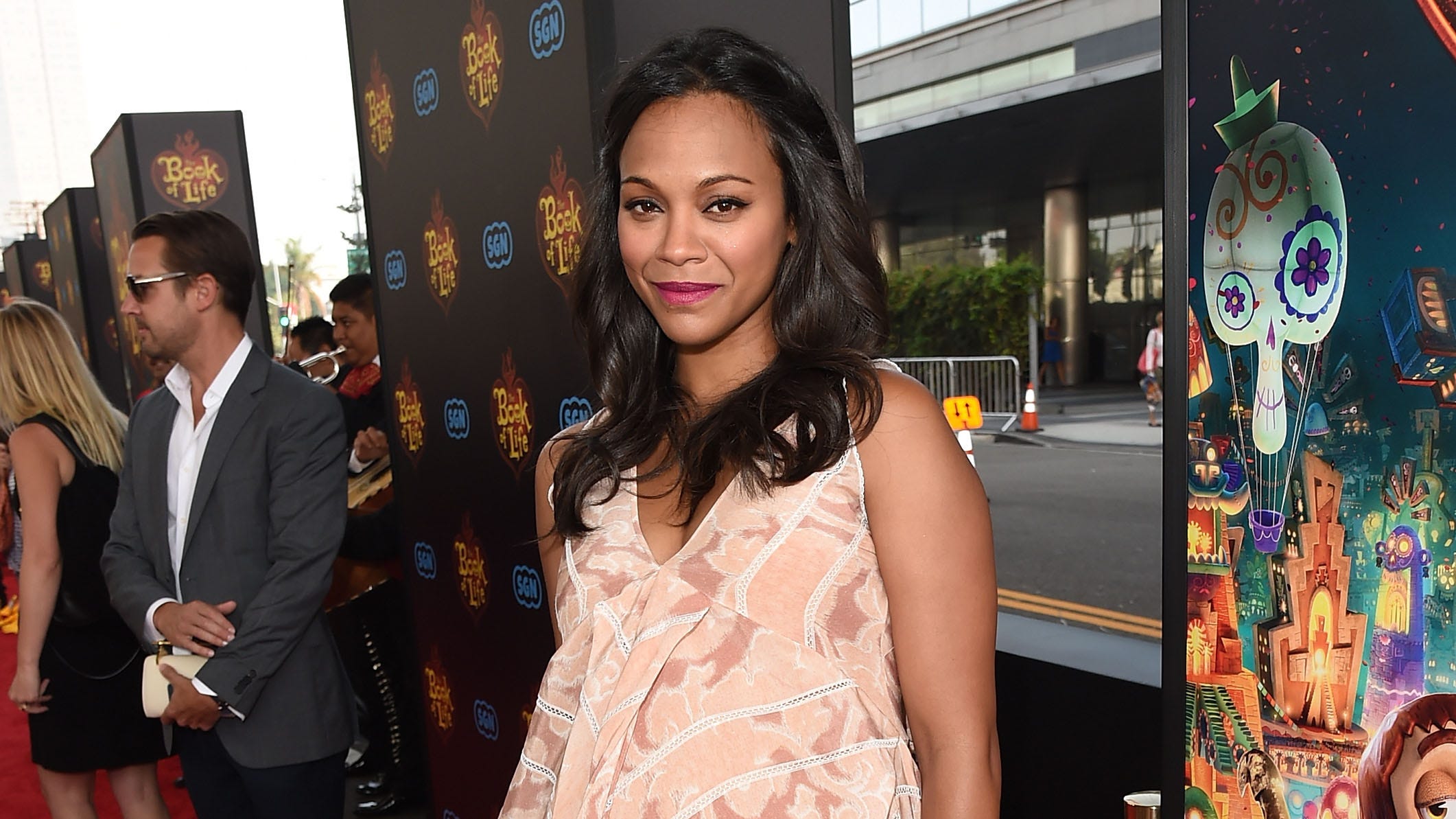 Zoe Saldaña reveals she was bullied as a kid, says she hated 'girly ...