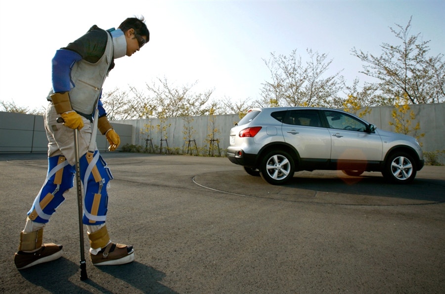 Automakers take on challenge of designing cars for an aging population ...