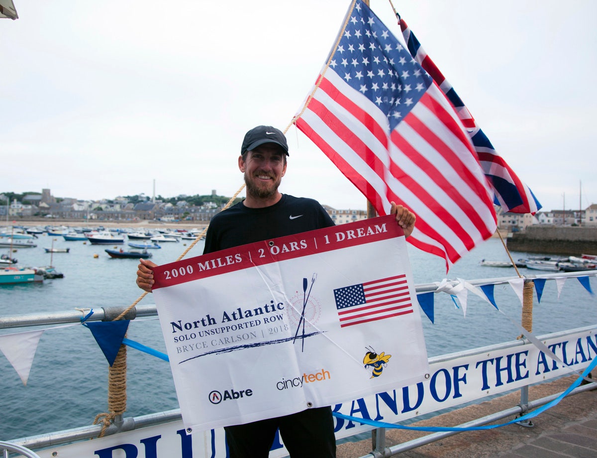 US teacher rows solo across Atlantic in record time | Fox News