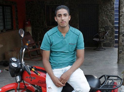 Immigrant who says he was wrongfully deported could be brought back to ...